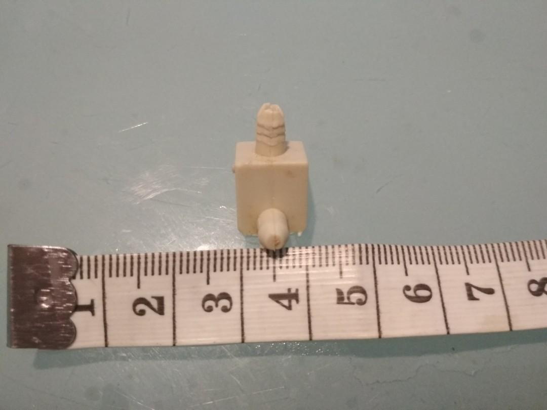 5mm Plastic Screw Expanding Post Right Angle Shelf Support Pin ...