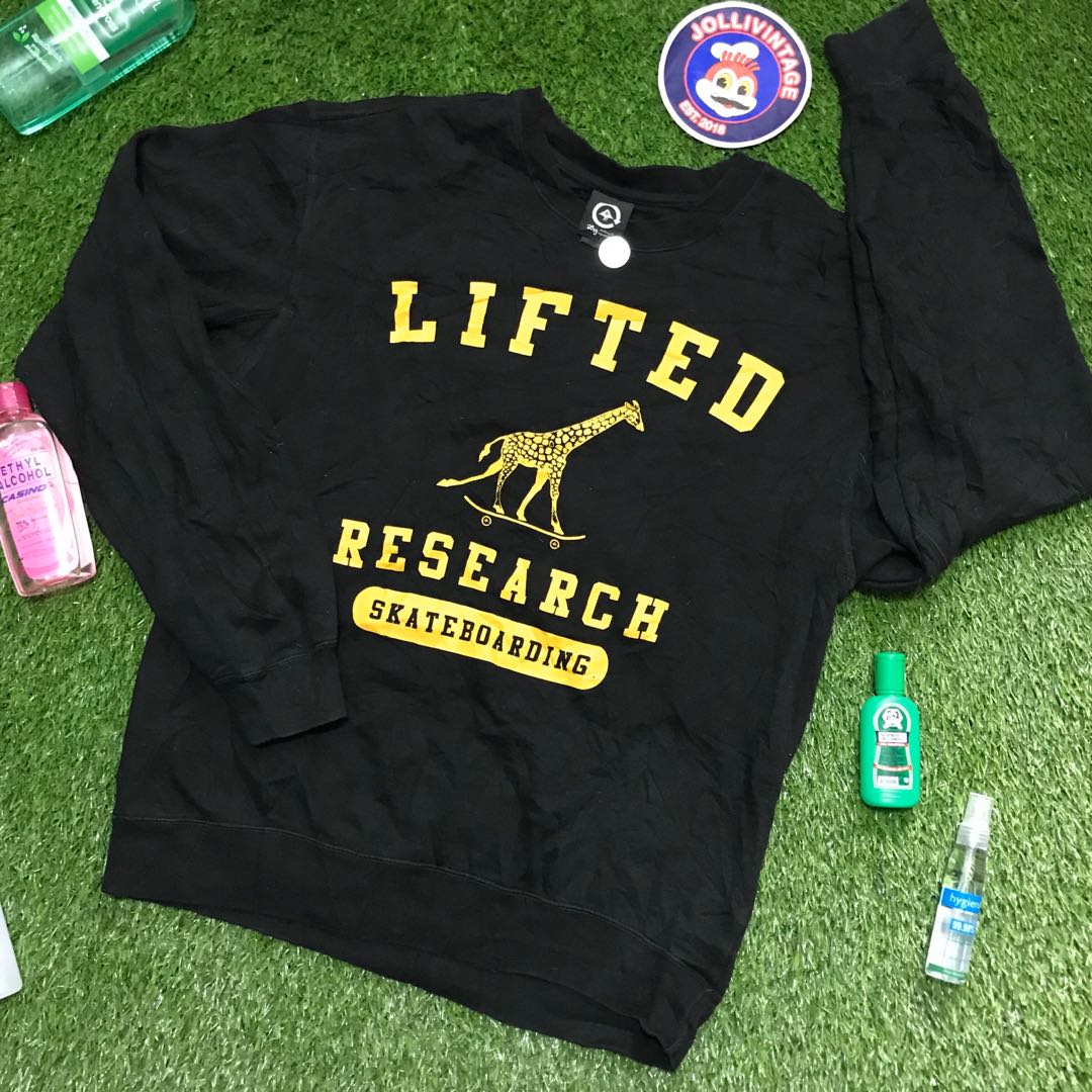 Lifted Research Group, Men's Fashion, Activewear on Carousell