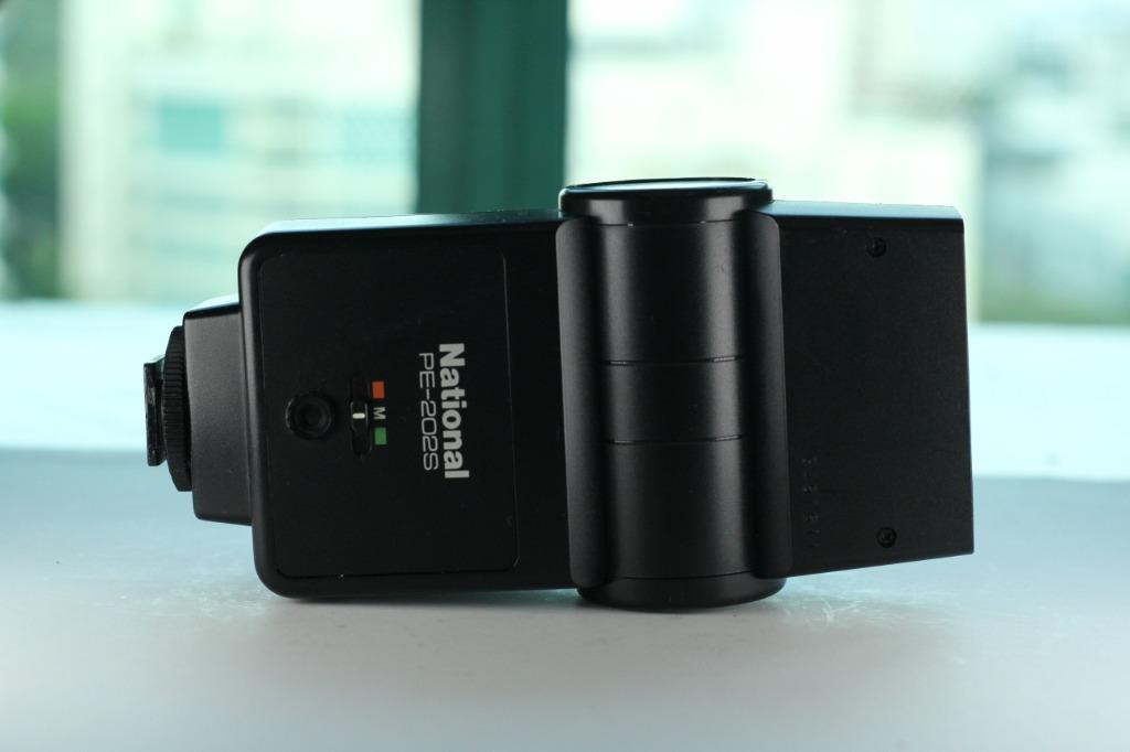 Nishika N8000 35mm Quadrascopic Stereo 3D Camera [****404] /w National PE 202S Flash Gun ...