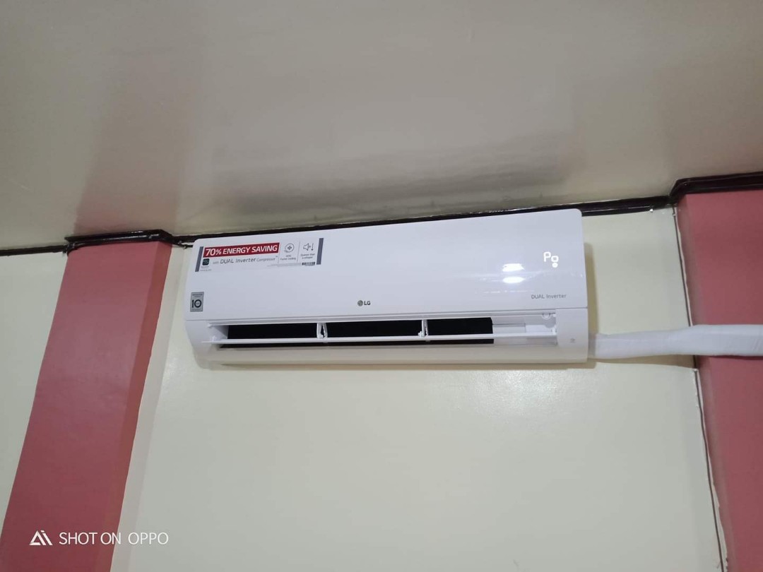 LG dual cool split type inverter aircon, TV & Home Appliances, Air ...