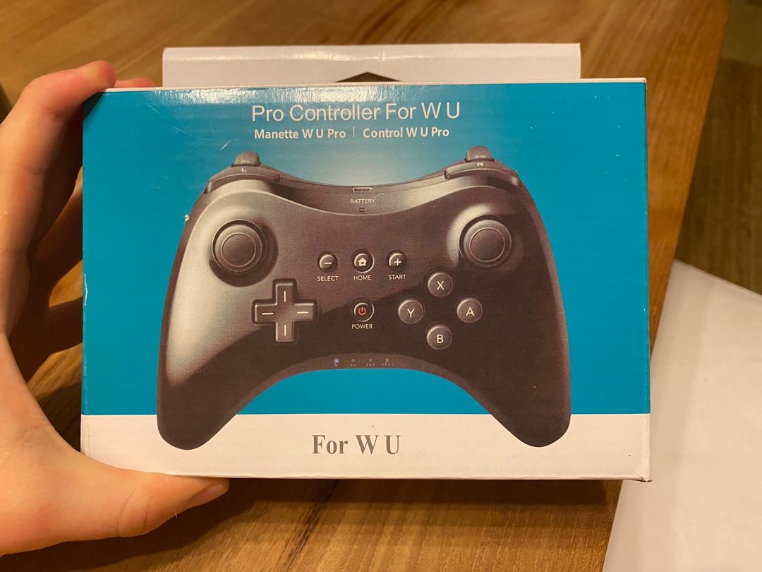Nintendo Wii U pro controller, Toys & Games, Video Gaming, Gaming ...