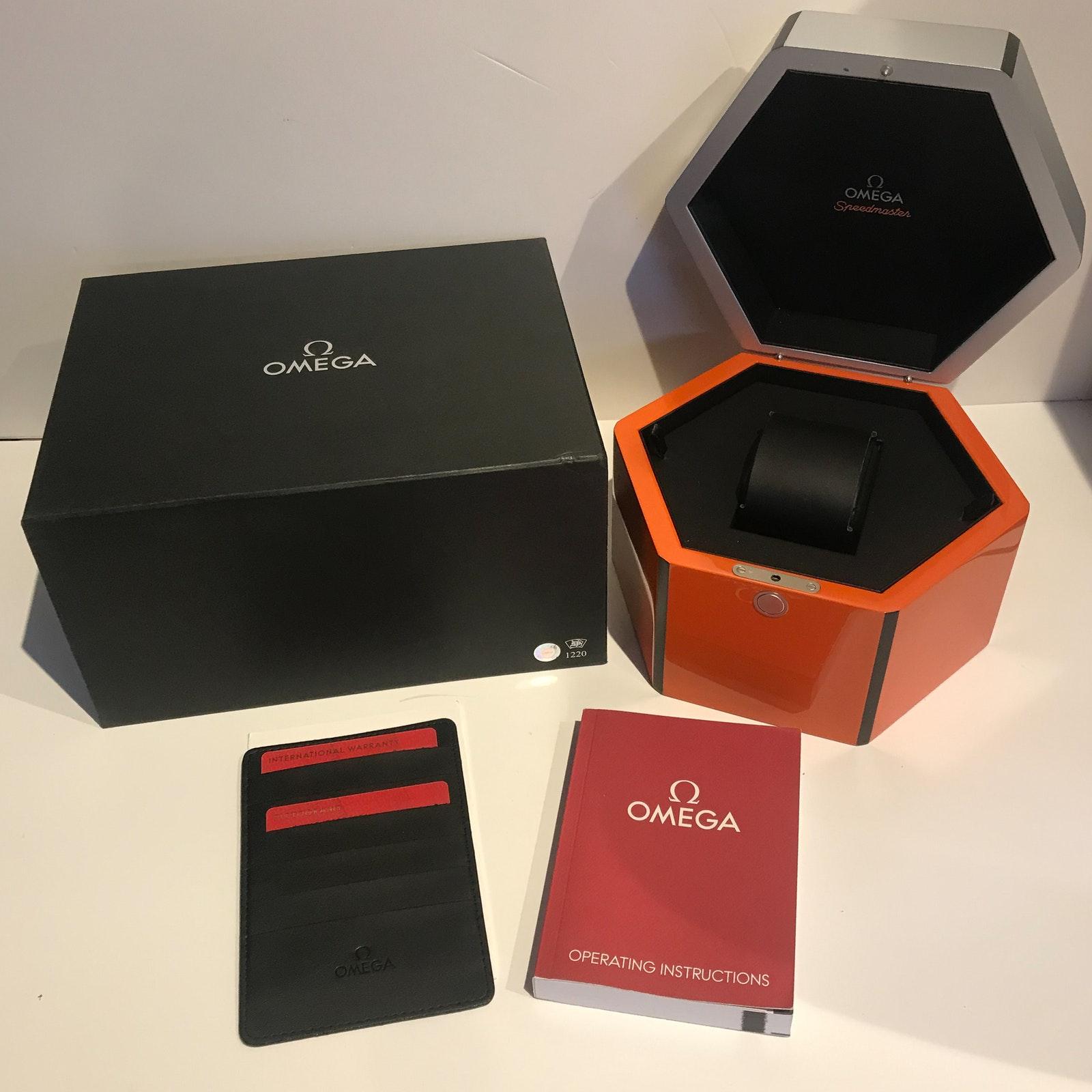 Omega Speedmaster Speedy Tuesday Ii Ultraman Limited Edition | semashow.com