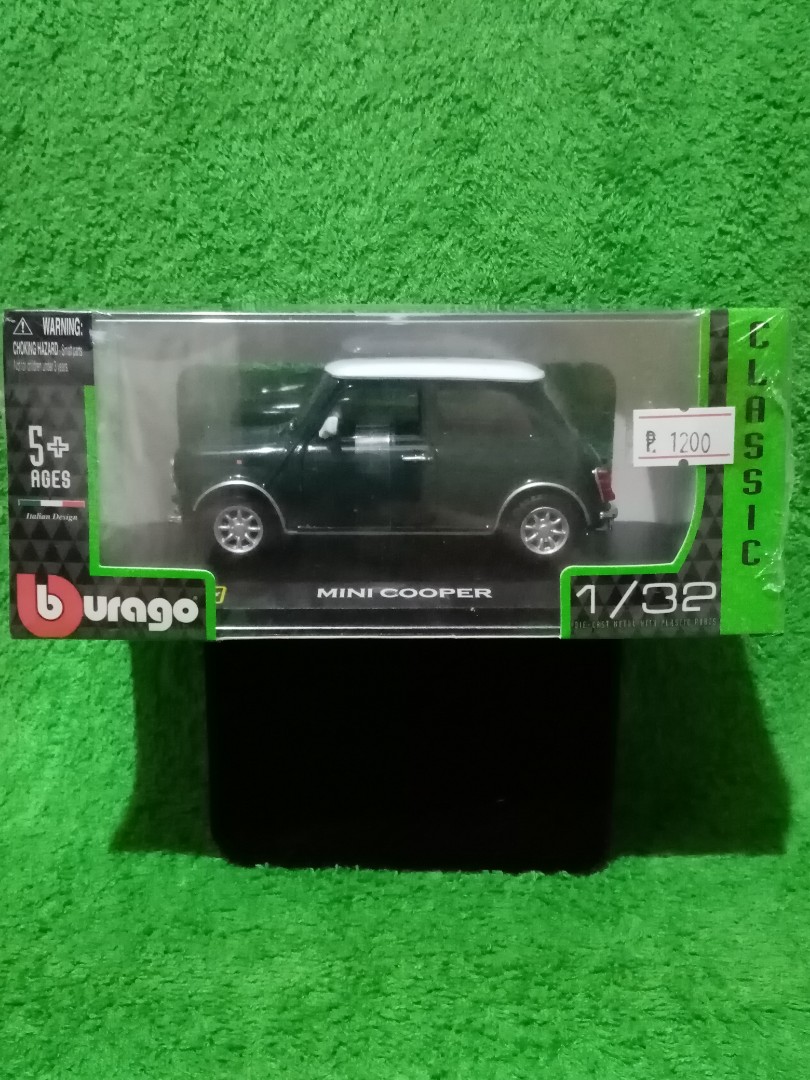 Bburago Classic Mini Cooper 1 :32 scale, Hobbies & Toys, Toys & Games ...