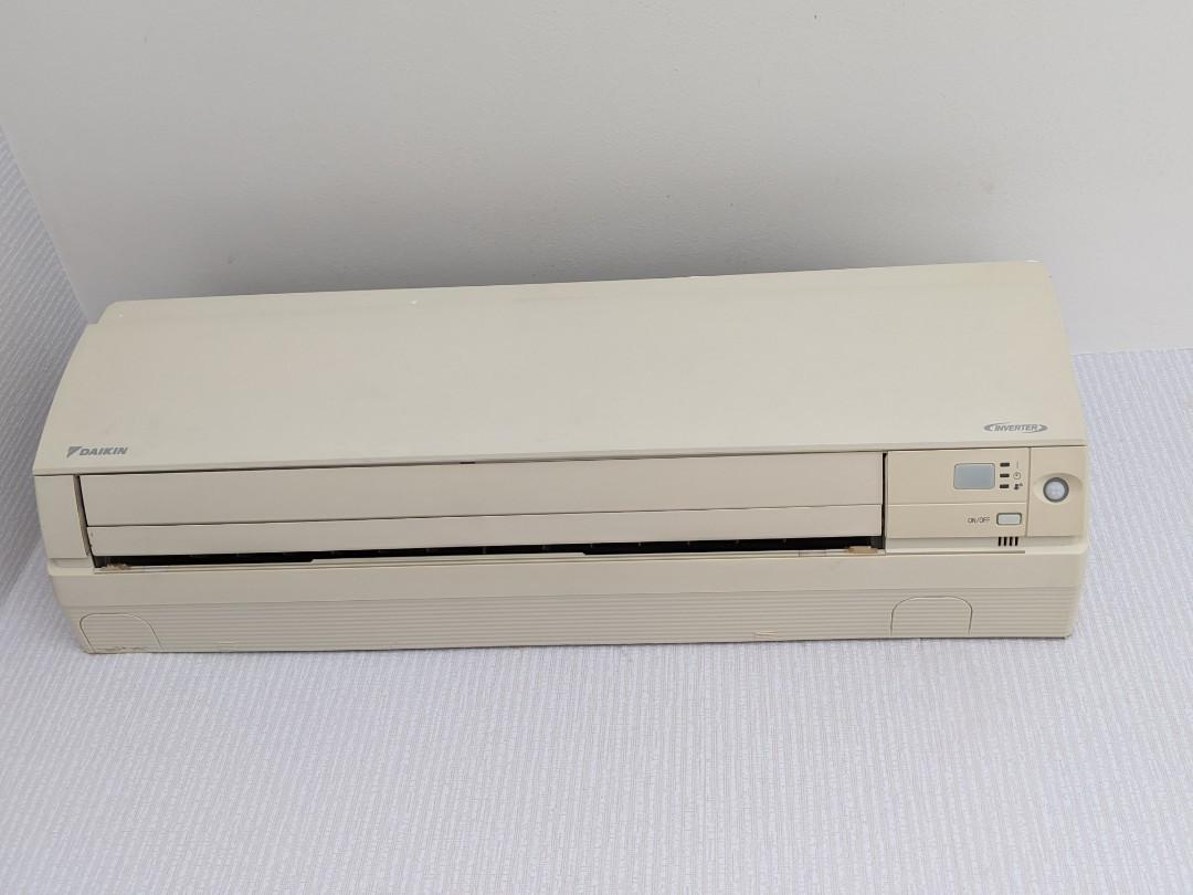 Daikin aircon 12k BTU, Home Appliances, Cooling & Air Care on Carousell