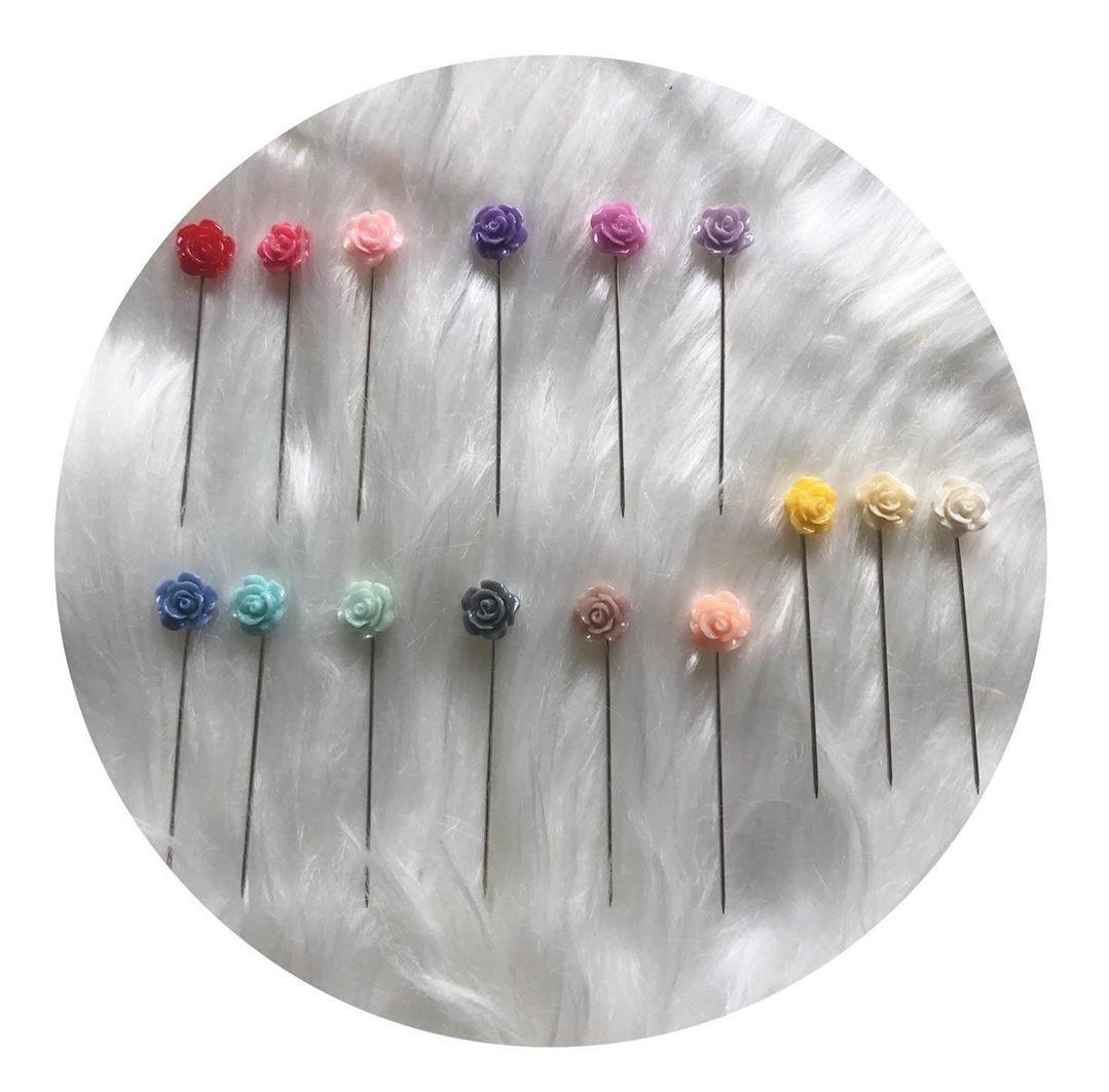 Lovely Pins, Women's Fashion, Jewelry & Organisers, Brooches on Carousell