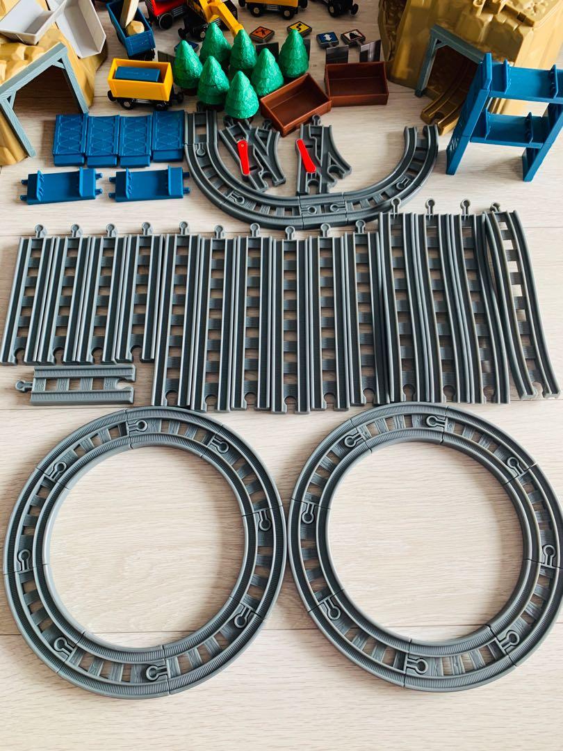 Imaginarium Universe of Imagination Gold Mountain RC Train Set Power ...