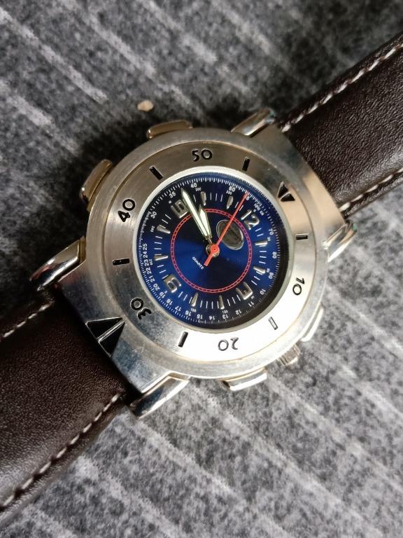Very rare compass watch!!!, Men's Fashion, Watches on Carousell