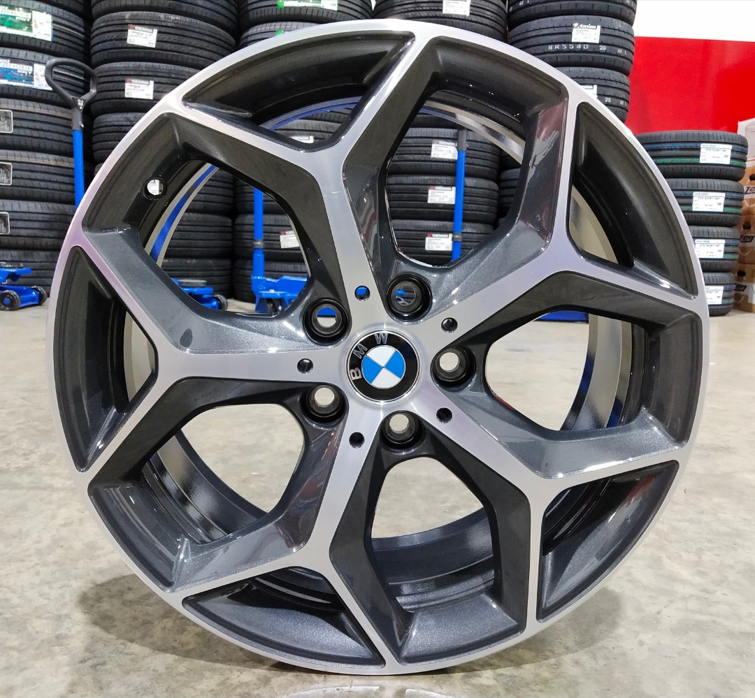 18" BMW X1 original tip top condition used rim, Car Accessories, Tyres ...