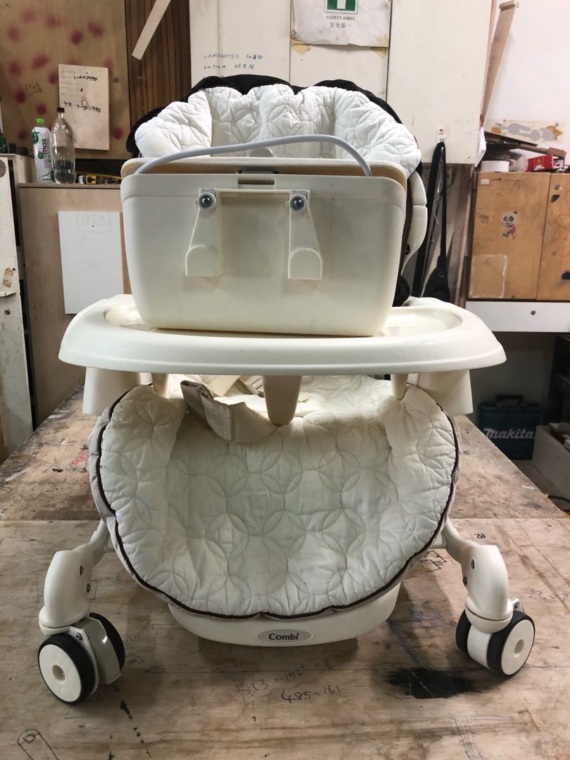 Combi Nemulila Auto Swing (YE) With Swivel Front Wheels & wheels with ...