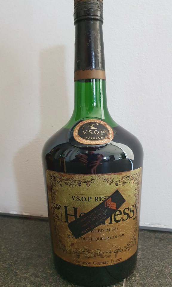 Hennessey VSOP Reserve 1L, Food & Drinks, Alcoholic Beverages on Carousell