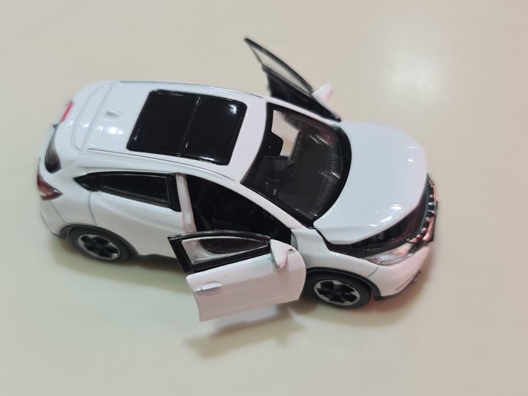 Honda Vezel/HRV Diecast Car Miniature Model/Toy White 1:64, Hobbies ...
