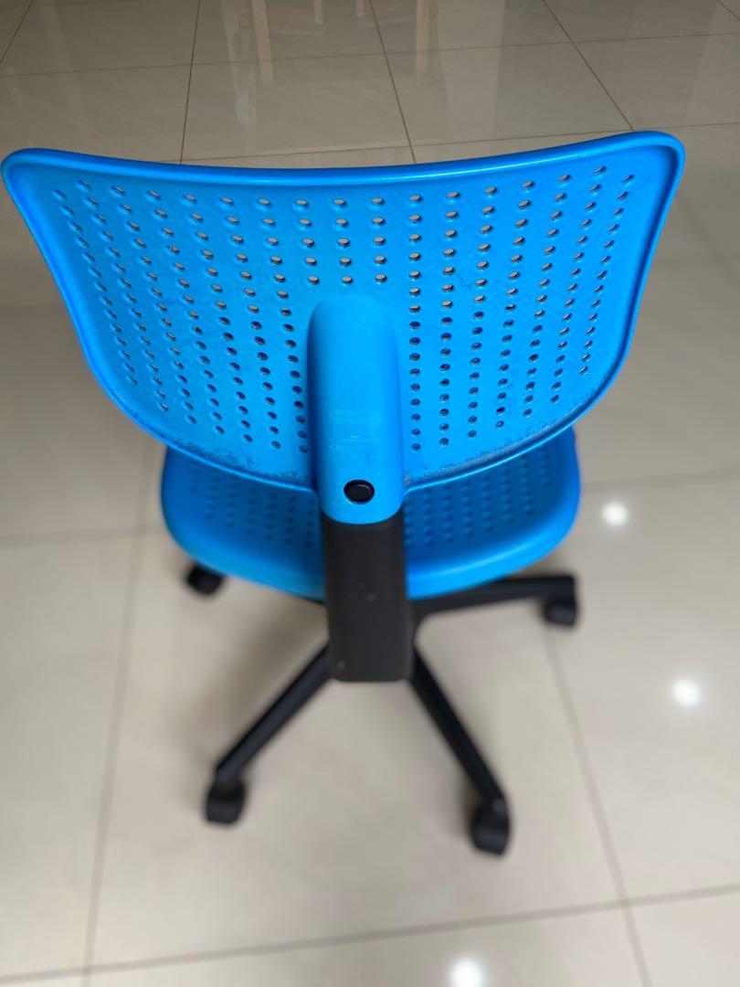 IKEA ALRIK Swivel chair, Furniture & Home Living, Furniture, Chairs on ...