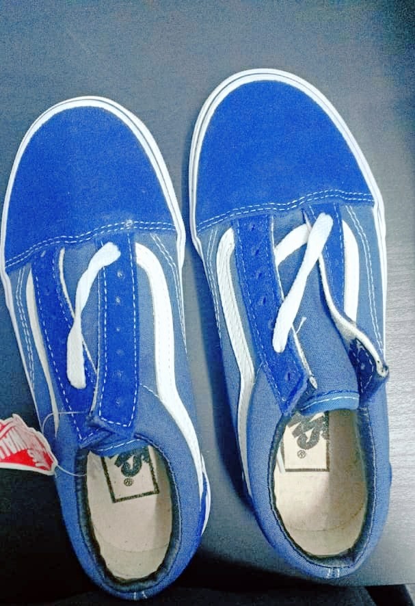 KASUT VANS ORIGINAL, Women's Fashion, Footwear, Sneakers on Carousell