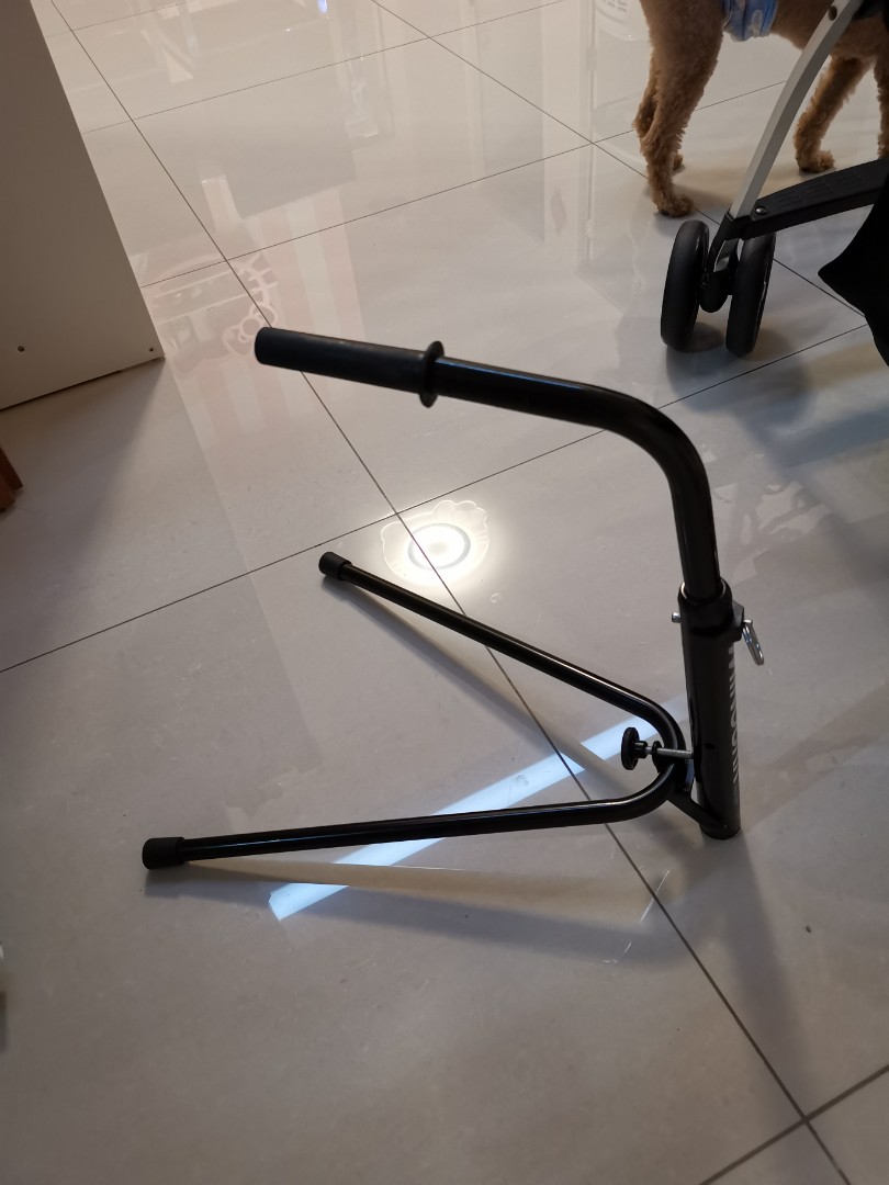 Minoura spindle stand, Sports Equipment, Bicycles & Parts, Bicycles on ...