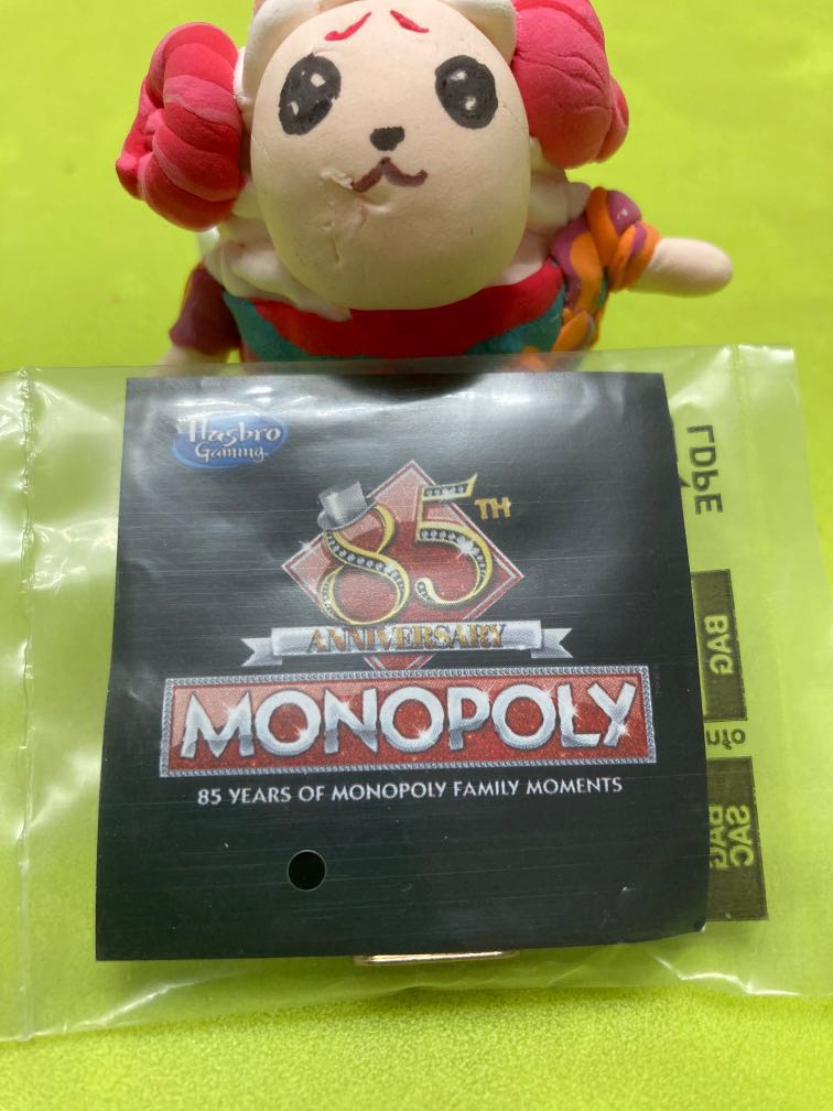 Monopoly 85 anniversary ring chess piece, 玩具 & 遊戲類, Board Games & Cards ...