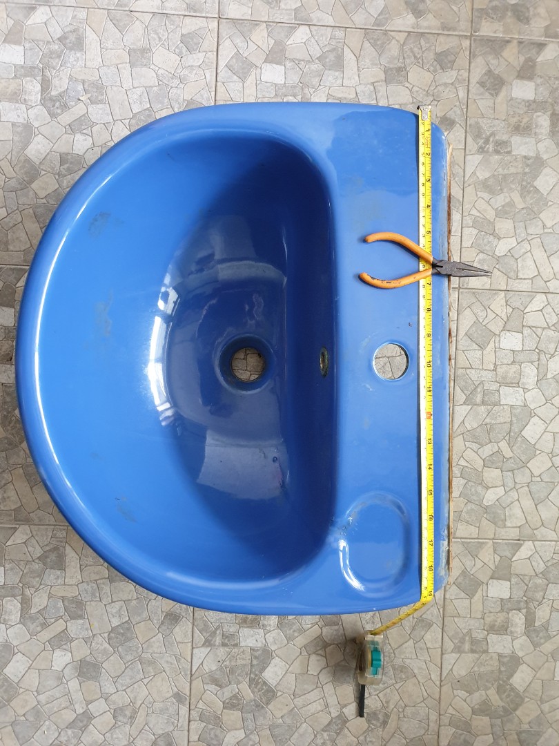 Wash basin USED, Furniture & Home Living, Bathroom & Kitchen Fixtures ...