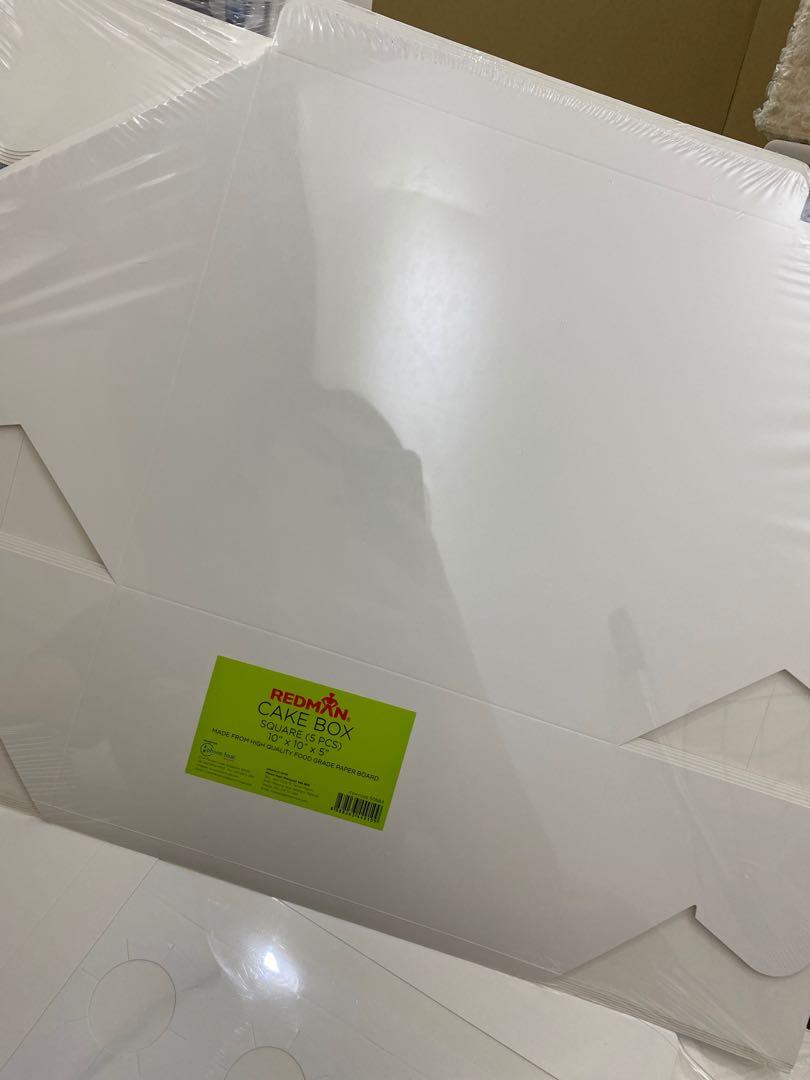White cake boxes and gold cake boards (phoon huat/ RedMan), Everything ...