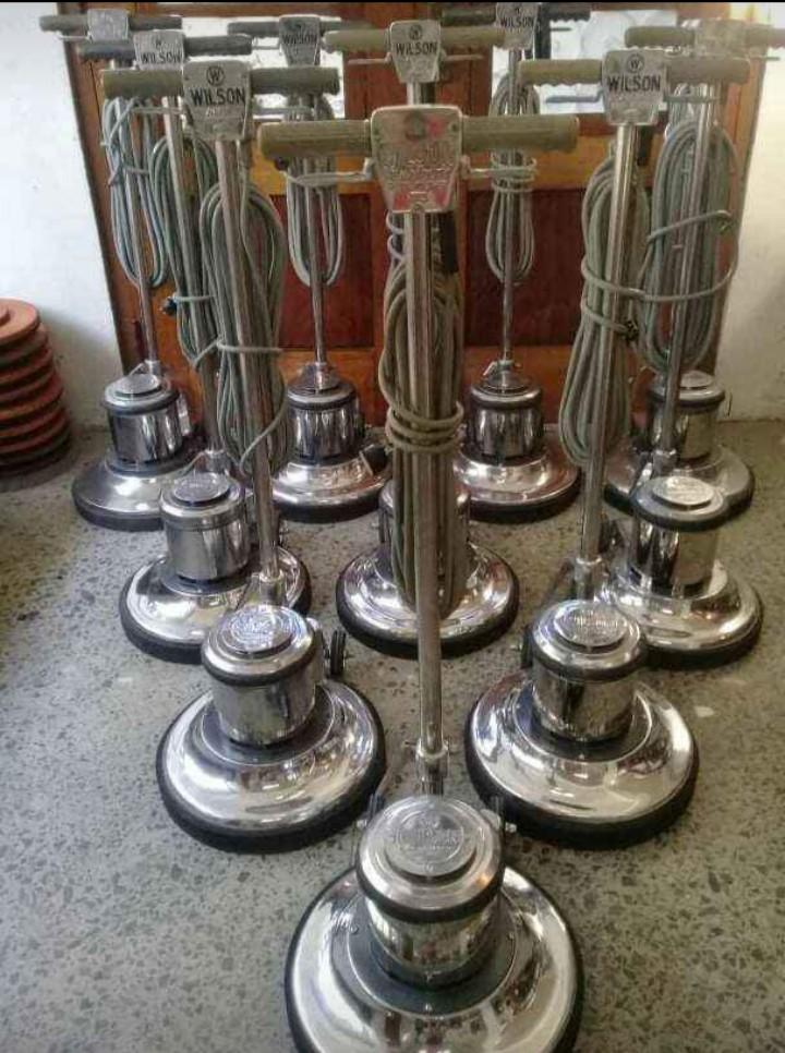 FLOOR POLISHER WILSON 406, Furniture & Home Living, Cleaning & Homecare ...