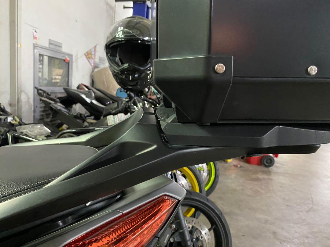 Yamaha XMax 300 top box rack, Motorcycles, Motorcycle Accessories on ...