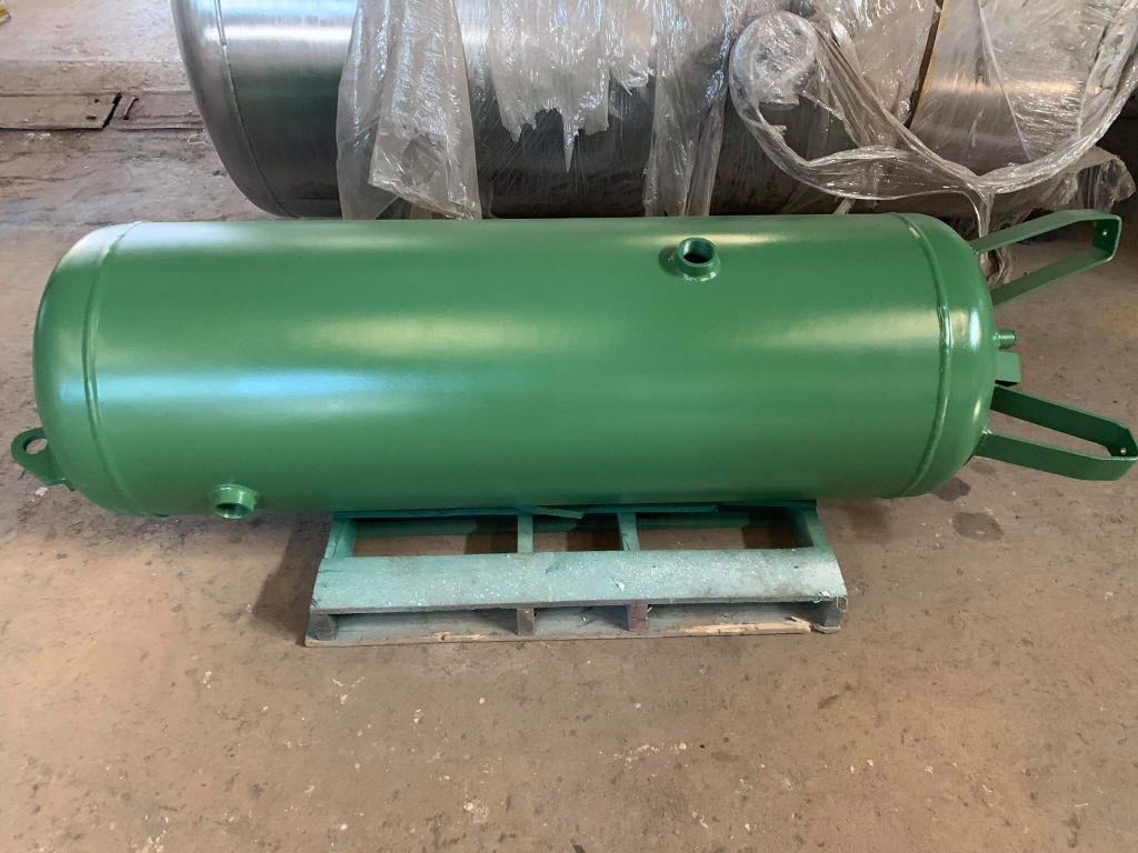 Air Tank 1000 Liters, Commercial & Industrial, Construction & Building ...