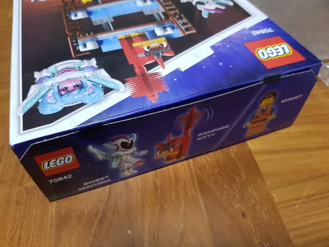 Lego 70842 Emmet's triple decker couch mech, Hobbies & Toys, Toys ...