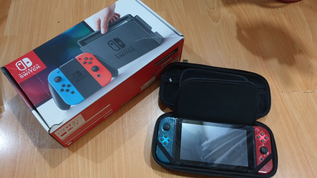 Nintendo Switch 1st Gen w/ Mario Kart, Video Gaming, Video Games ...