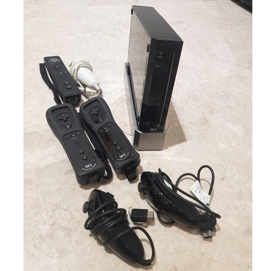 Nintendo Wii Console (Black) + Games, Video Gaming, Video Game Consoles ...