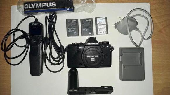 Olympus EM5 M2 for sale, Photography, Cameras on Carousell