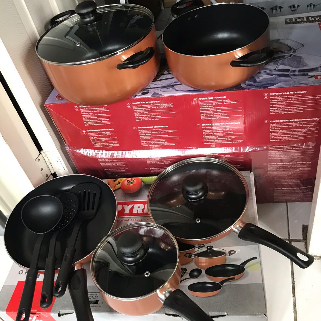 Pyrex Non-stick cookware Set, Furniture & Home Living, Kitchenware ...