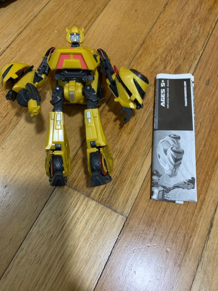 Transformers WFC Generations Bumblebee Earthrise Siege, Toys & Games ...