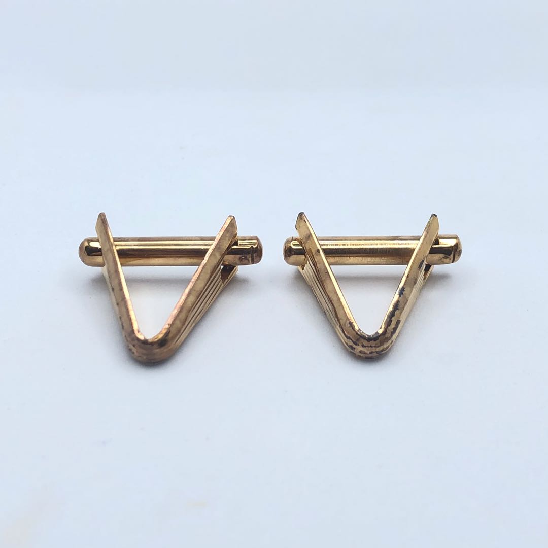 Vintage V Shaped Cufflinks, Men's Fashion, Watches & Accessories, Cuff ...
