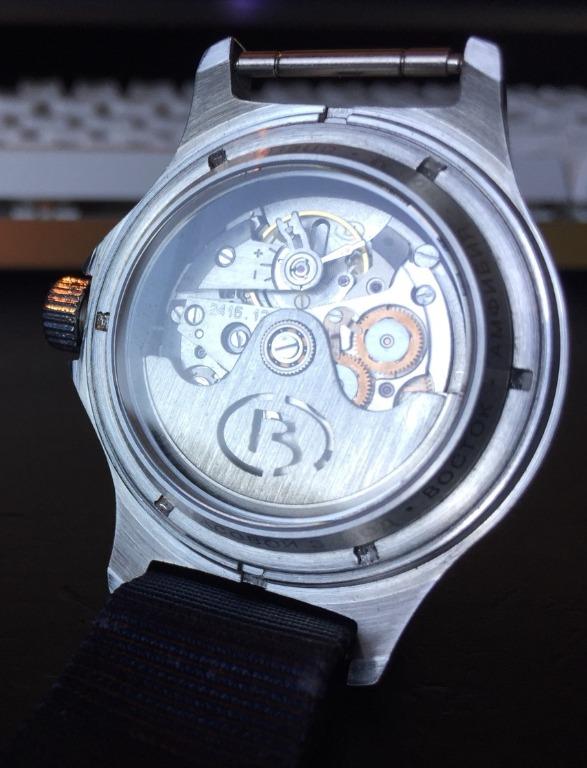 Vostok Amphibian & Komandirskie - big glass caseback/rear cover, Mobile ...
