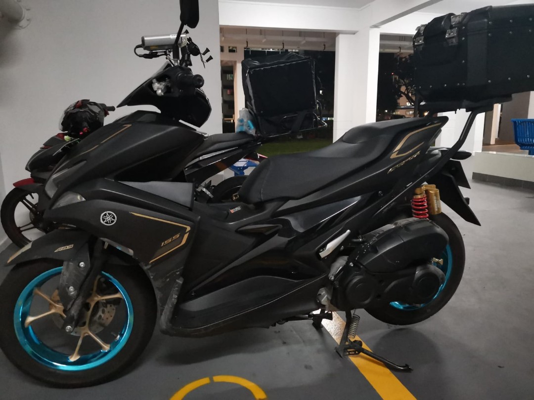 Aerox rim, Motorcycles, Motorcycle Apparel on Carousell