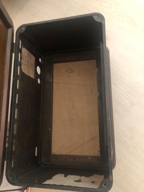 Antique radio box, Hobbies & Toys, Memorabilia & Collectibles, Vintage ...