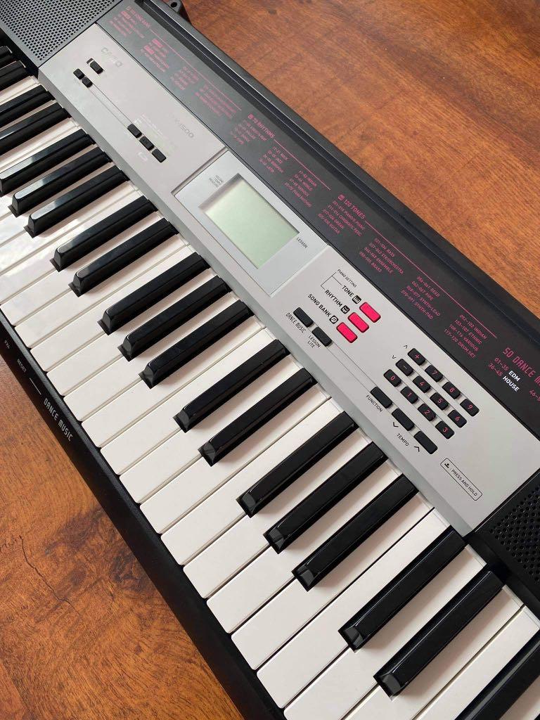 Casio digital keyboard CTK-1500, Hobbies & Toys, Music & Media, Musical ...