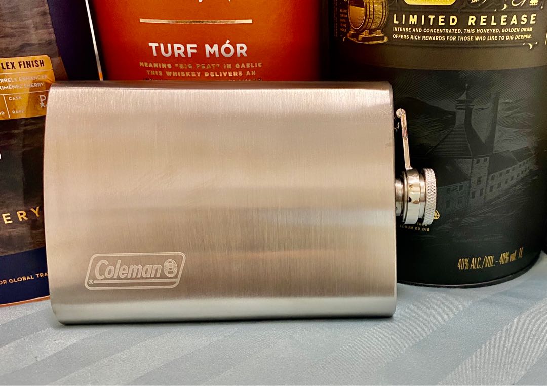 Coleman 8oz (236ml) Whisky Flask, 嘢食 & 嘢飲, 酒精飲料 - Carousell
