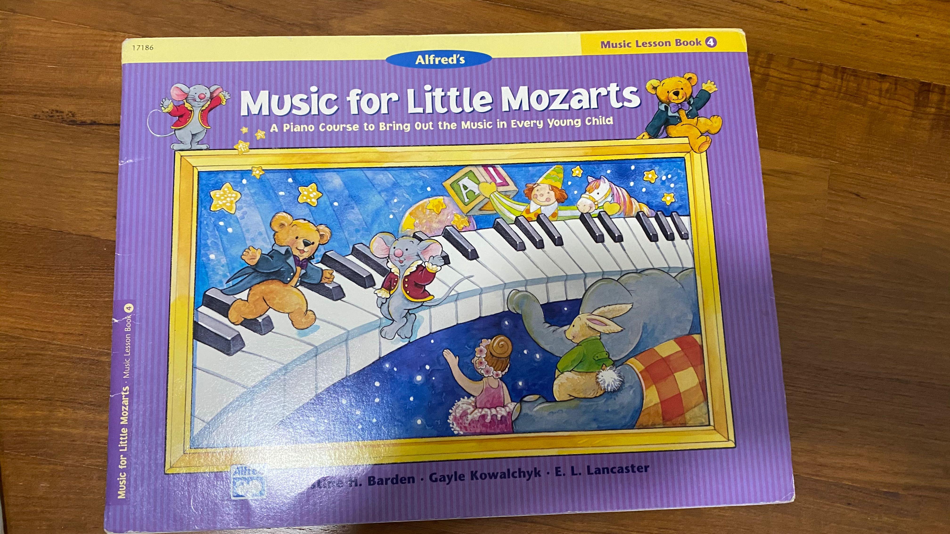 Little Mozart lessons books, Hobbies & Toys, Music & Media, Music ...