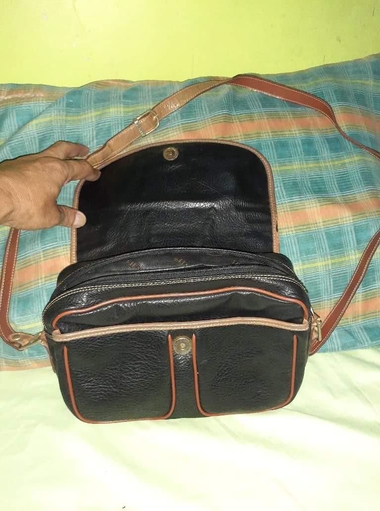 Vienti Vintage, Women's Fashion, Bags & Wallets, Cross-body Bags on ...