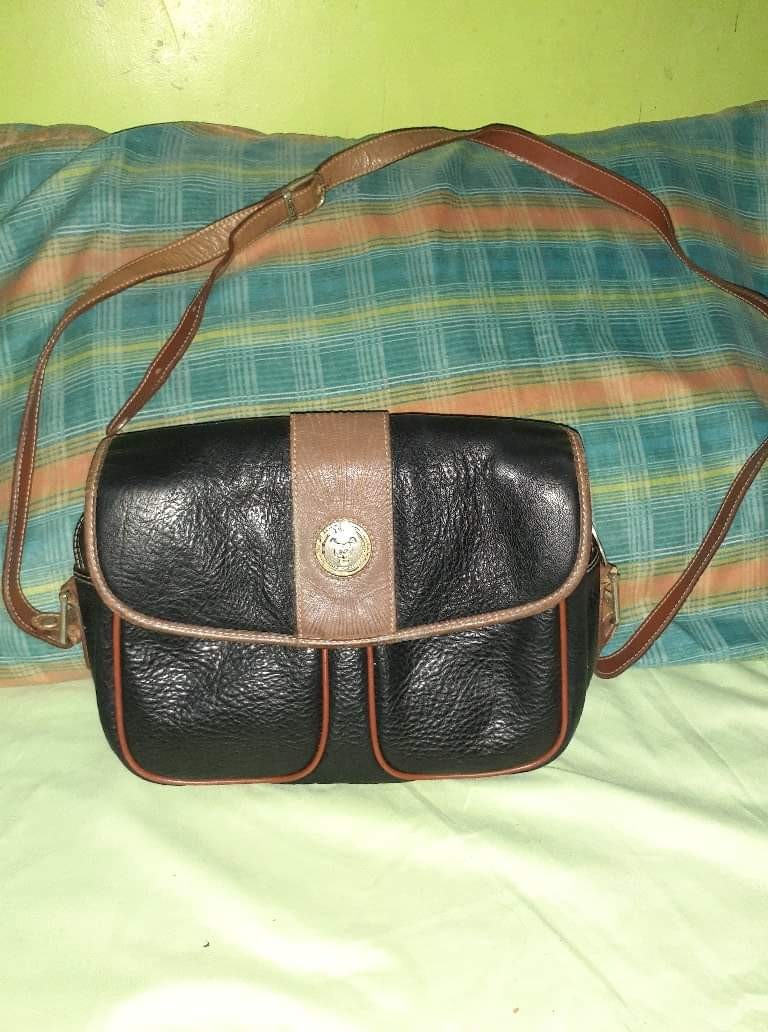 Vienti Vintage, Women's Fashion, Bags & Wallets, Cross-body Bags on ...