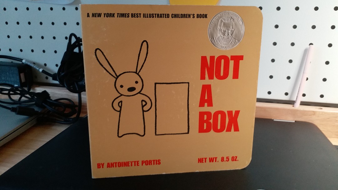 Antoinette Portis/Not A Box紙板書Board Book, 興趣及遊戲, 書本 & 文具, 小朋友書 - Carousell