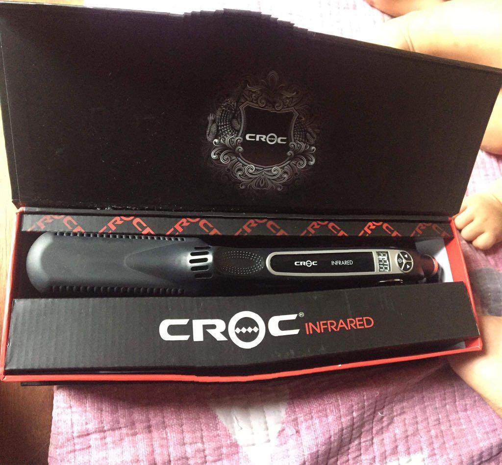 Croc Infrared hair iron, Beauty & Personal Care, Hair on Carousell