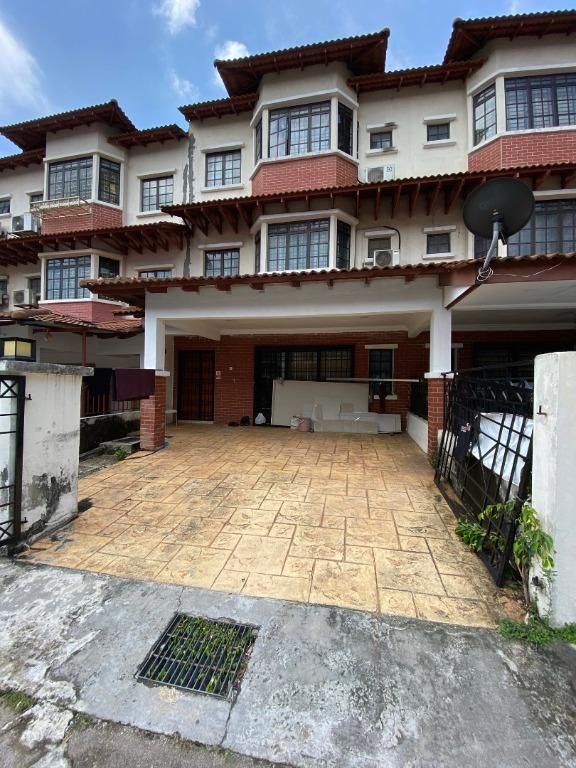 GATED COMMUNITY 3 Storey Sri Mawar Kayu Ara Petaling Jaya, Property ...