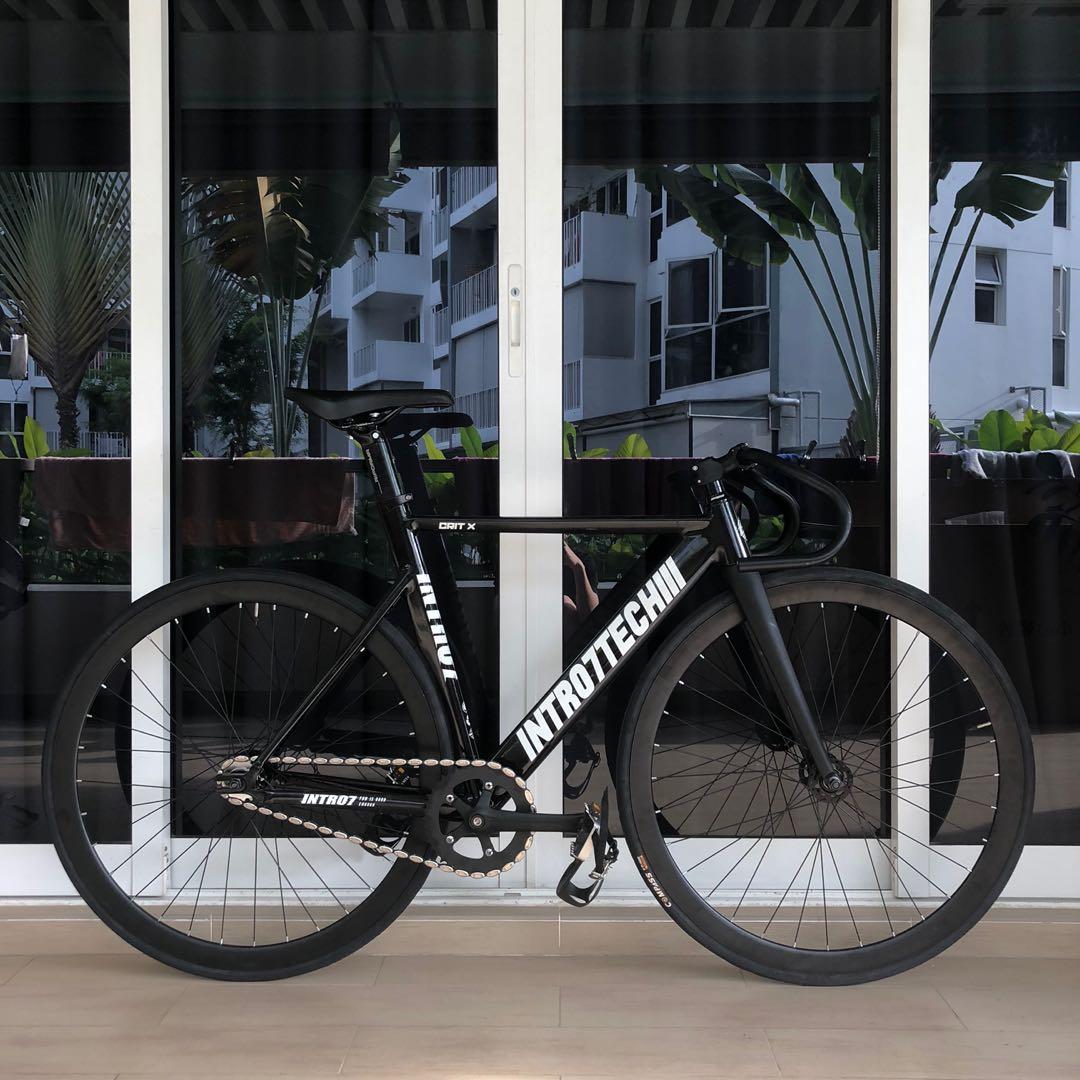 Intro7 Crit X Full bike, Sports Equipment, Bicycles & Parts, Bicycles ...