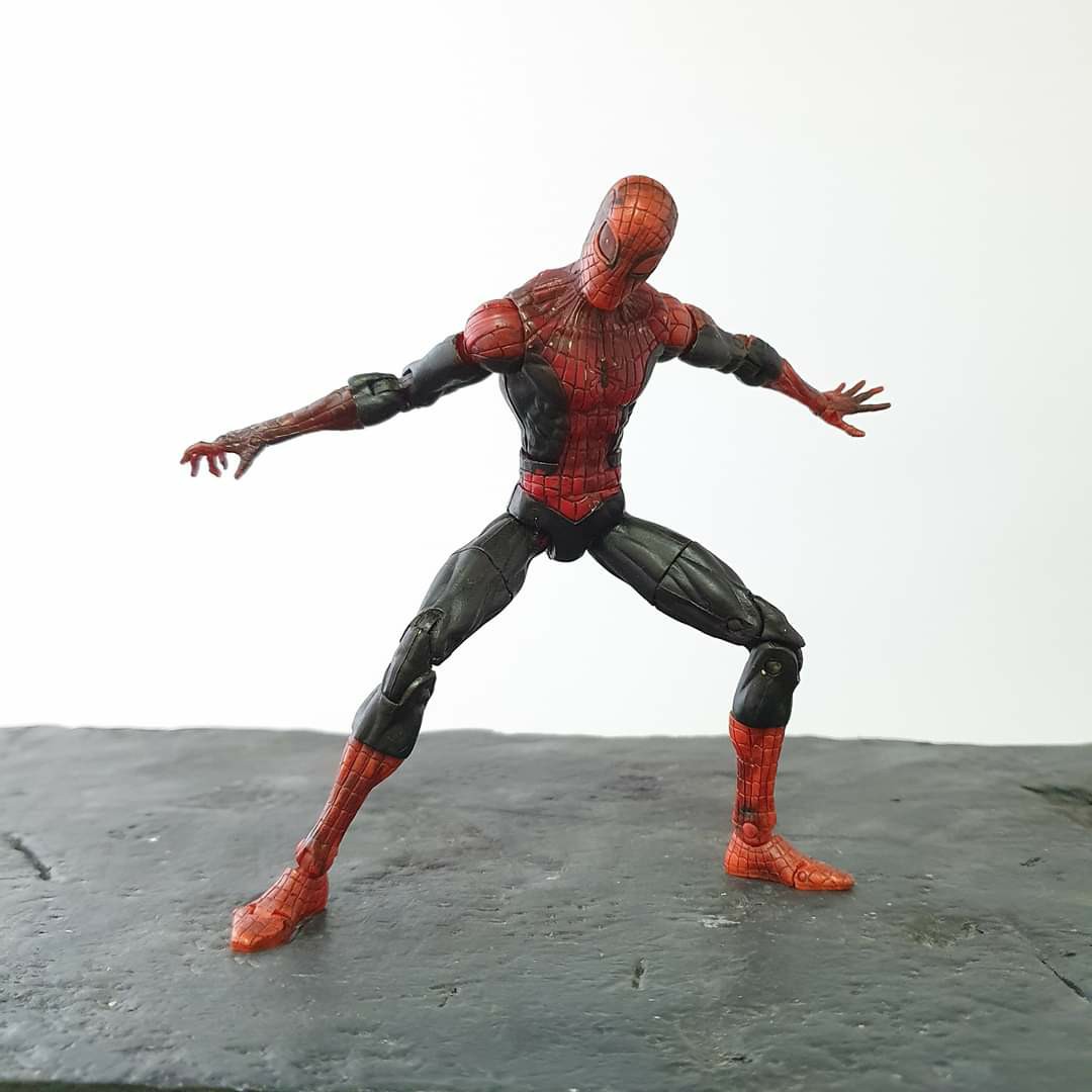 Spider-man marvel legends, red/black. Superposable., Hobbies & Toys ...