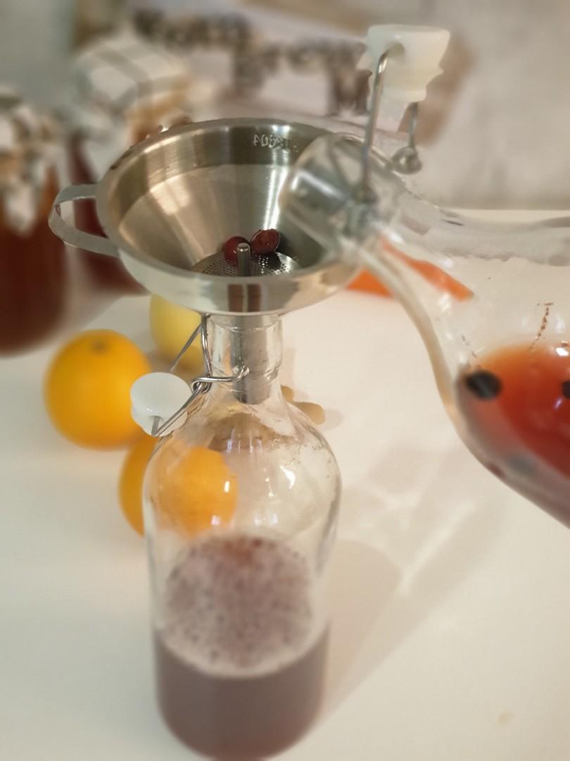 Stainless steel SUS304 funnel, Food & Drinks, Beverages on Carousell