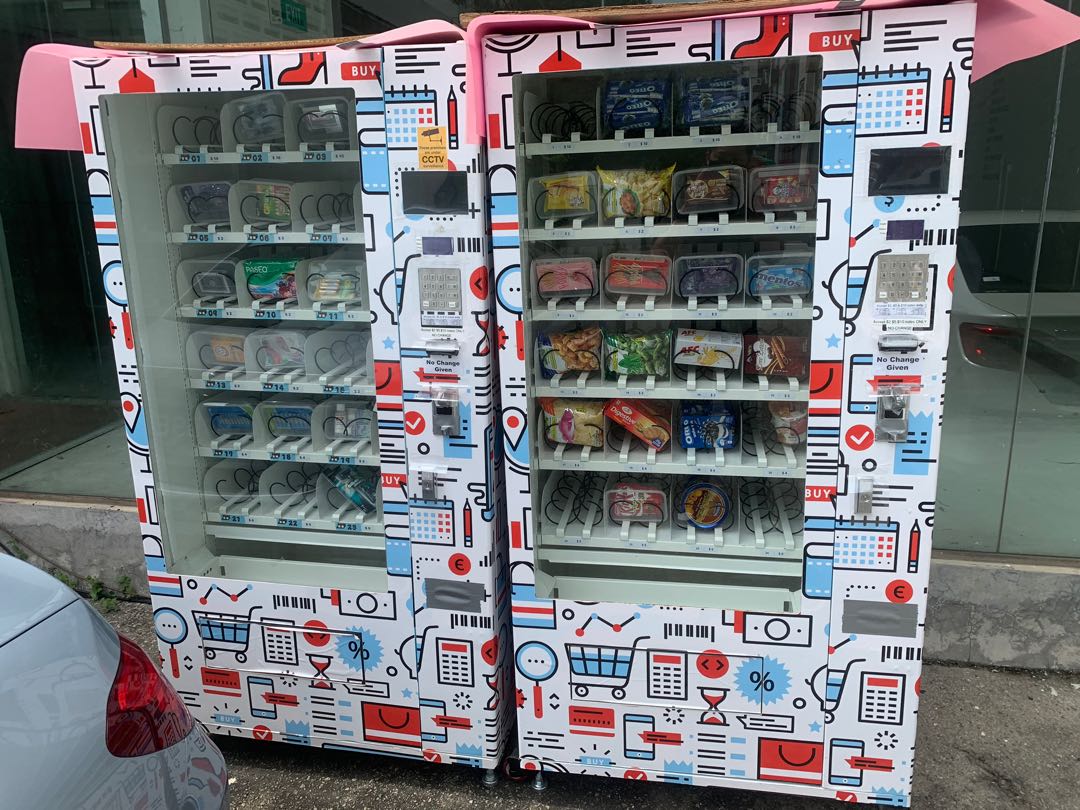 Vending machine, Video Gaming, Video Game Consoles, Others on Carousell