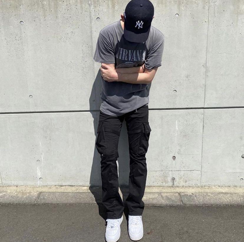 Vuja De Kenijima style black flared cargo pants, Men's Fashion, Bottoms ...