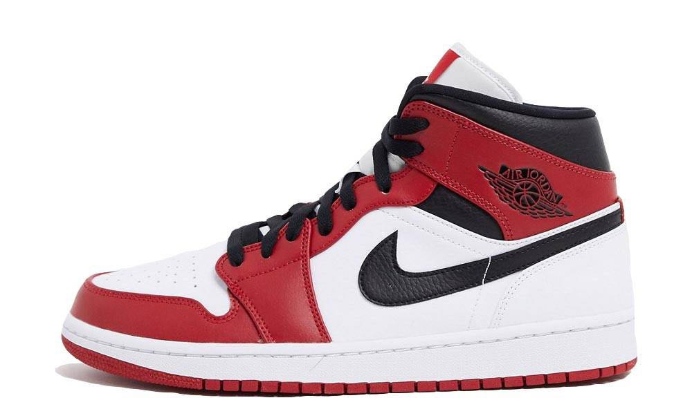 Nike Air Jordan 1 Chicago Mids GS , Men's Fashion, Footwear, Sneakers ...