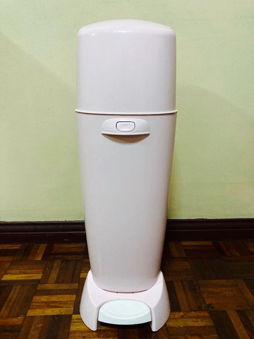 Diaper trash bin : Playtex diaper Genie, Babies & Kids, Bathing ...