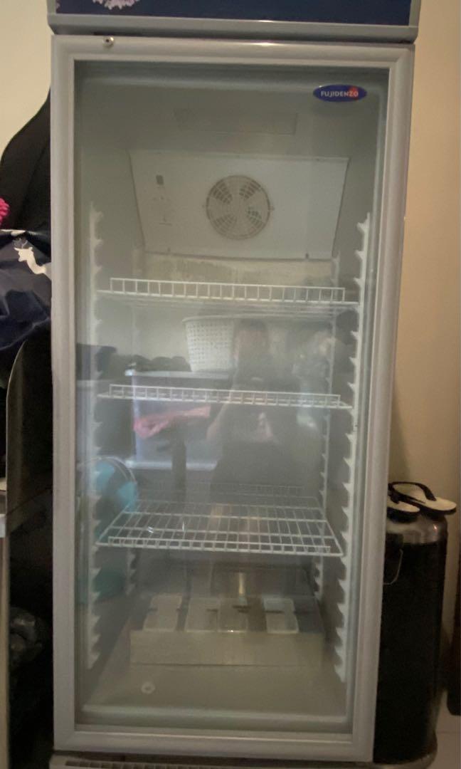 Fujidenzo Upright Chiller SU 110A 11 cu ft, TV & Home Appliances ...
